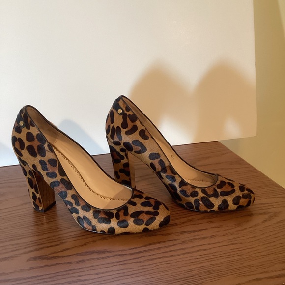 C. Wonder | Shoes | C Wonder Leopard Print Block Heel Pumps Size 85 ...
